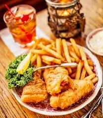 Lena's Northern Pines Resort in Butternut, Wisconsin - Restaurant