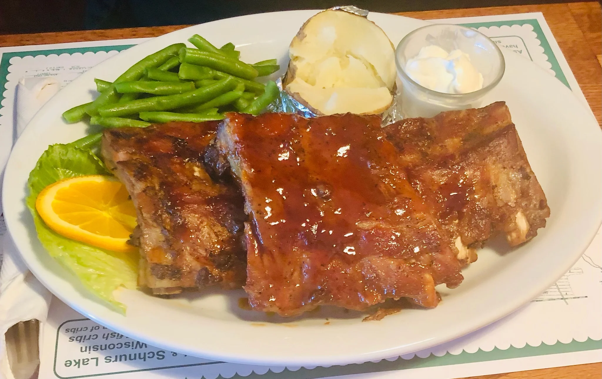 Lena's Northern Pines Resort in Butternut, Wisconsin - Restaurant